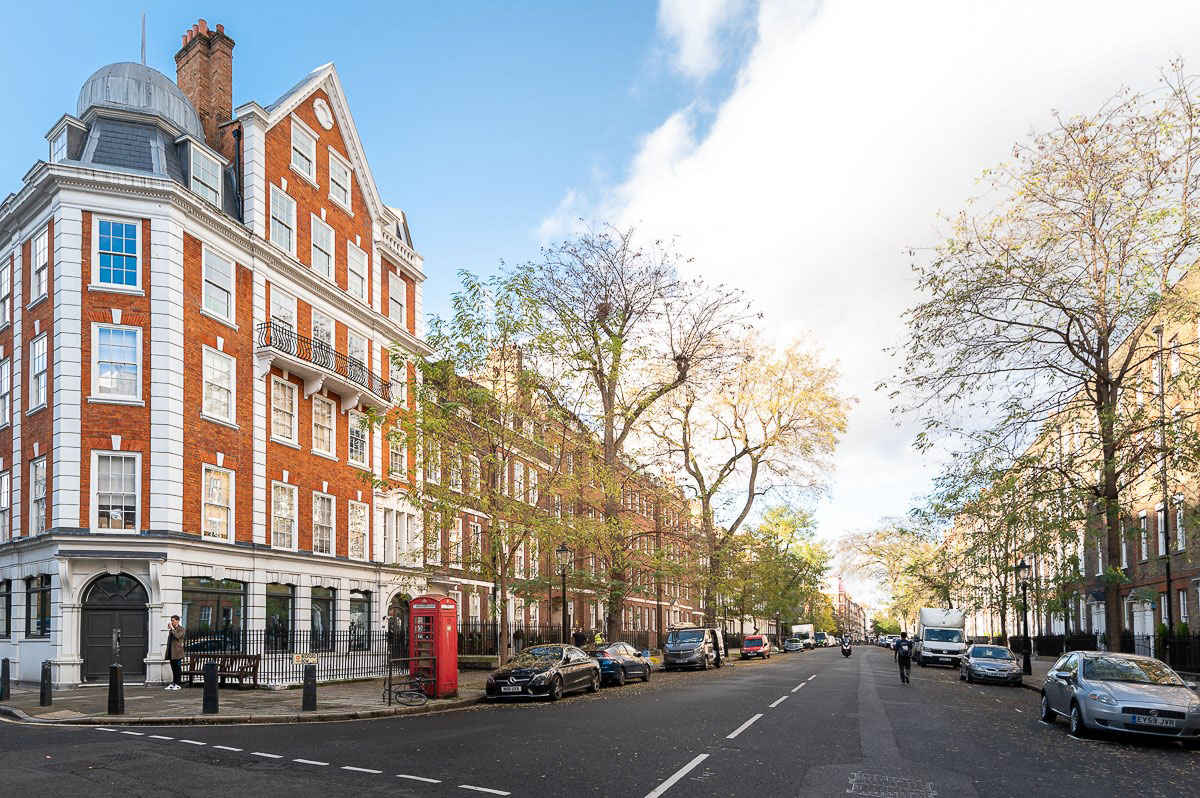 46-48 Bedford Row, London - Cyril Leonard